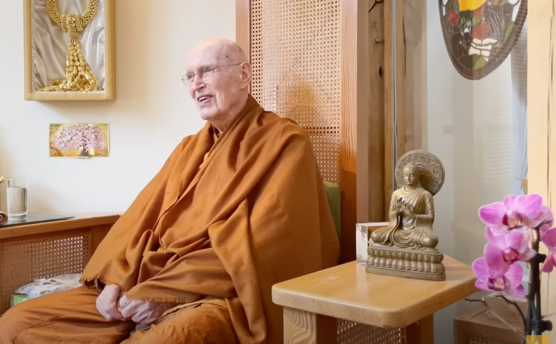 Chronic Pain, Ego and Liberation, by Ajahn Sumedho. – Buddhism now